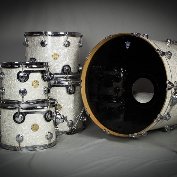 Drum Workshop (DW) Pro Series – (White Marine Pearl) – Complete Tours